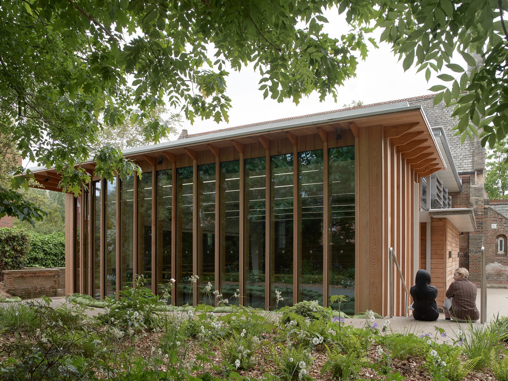 Weston Studio Rambert Ballet School by MICA - 谷德设计网