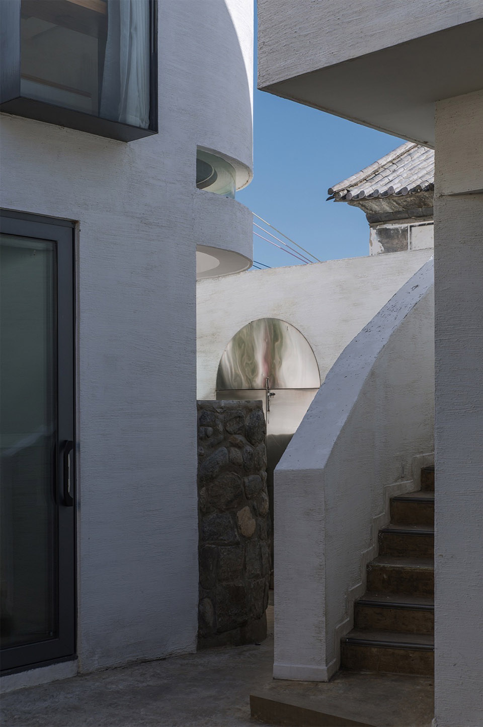 An inward micro courtyard, China by Edge Architect - 谷德设计网