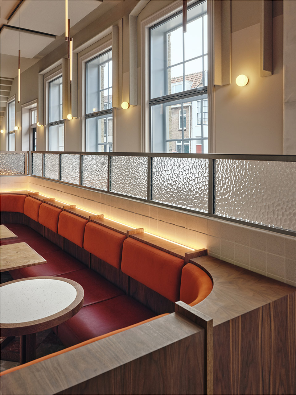 All day Brasserie & Cinema Spaces by Studio Modijefsky - 谷德设计网