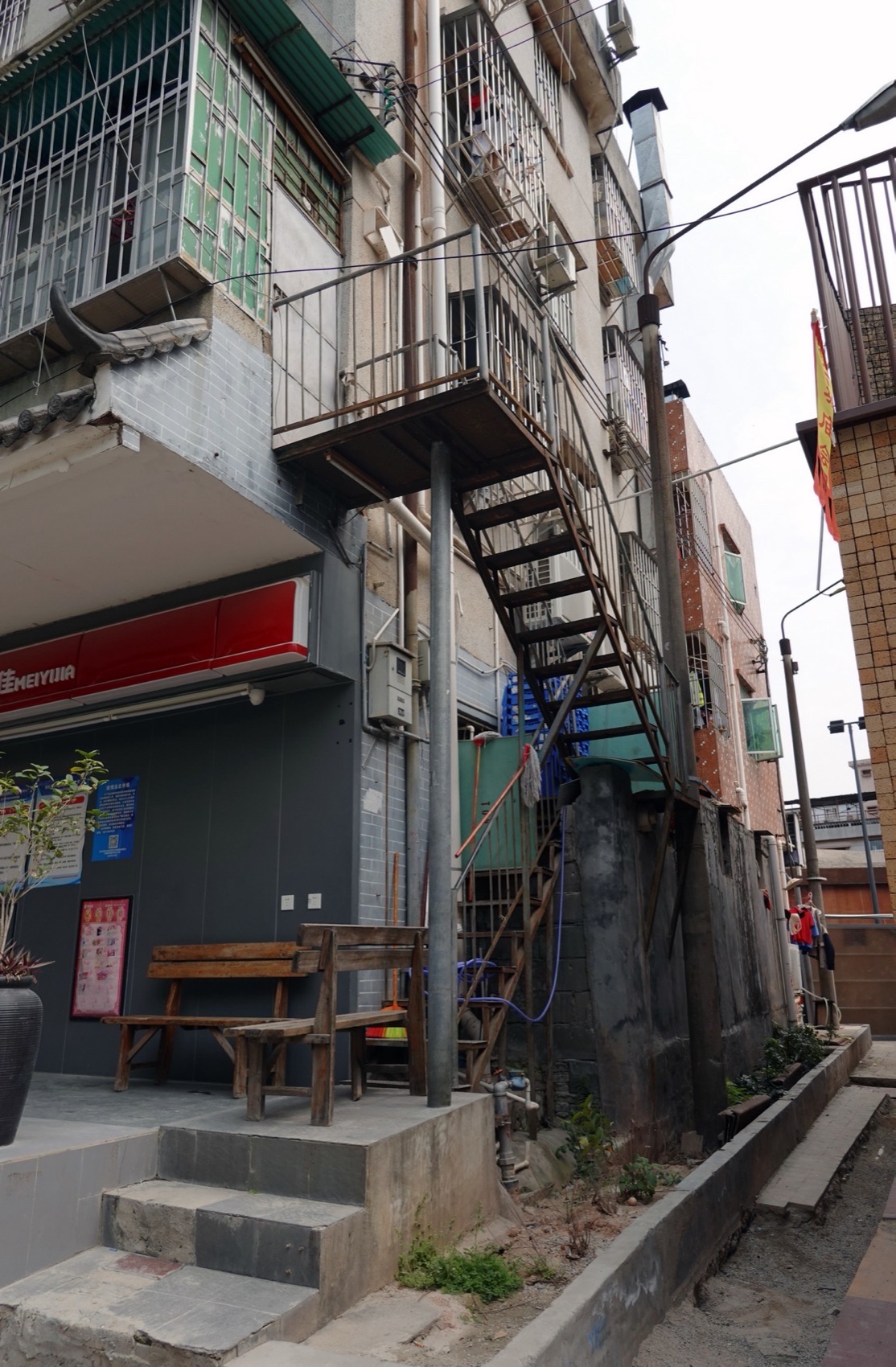 Nantou Hybrid Building, China by URBANUS - 谷德设计网