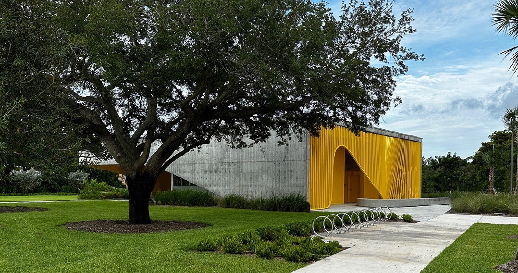 Youth Sports Complex Field house by Brooks + Scarpa - 谷德设计网