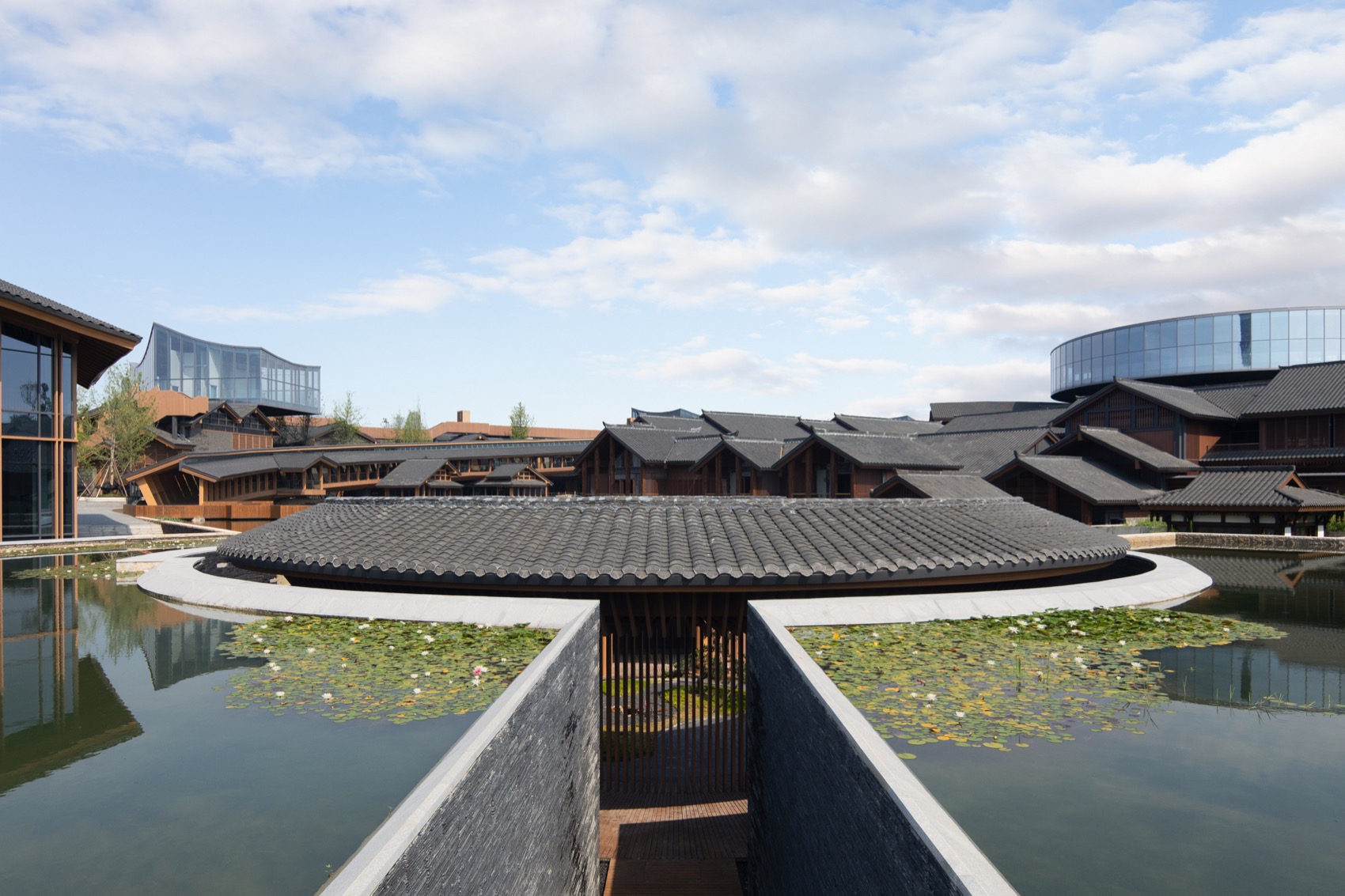 Regional Urban Renewal of Chengdu Pengzhou Longxing Temple Area by BIAD ...