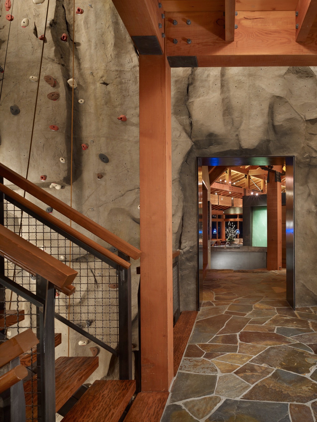 Big Sky by Kor Architects + Barbara Leland Interior Design - 谷德设计网