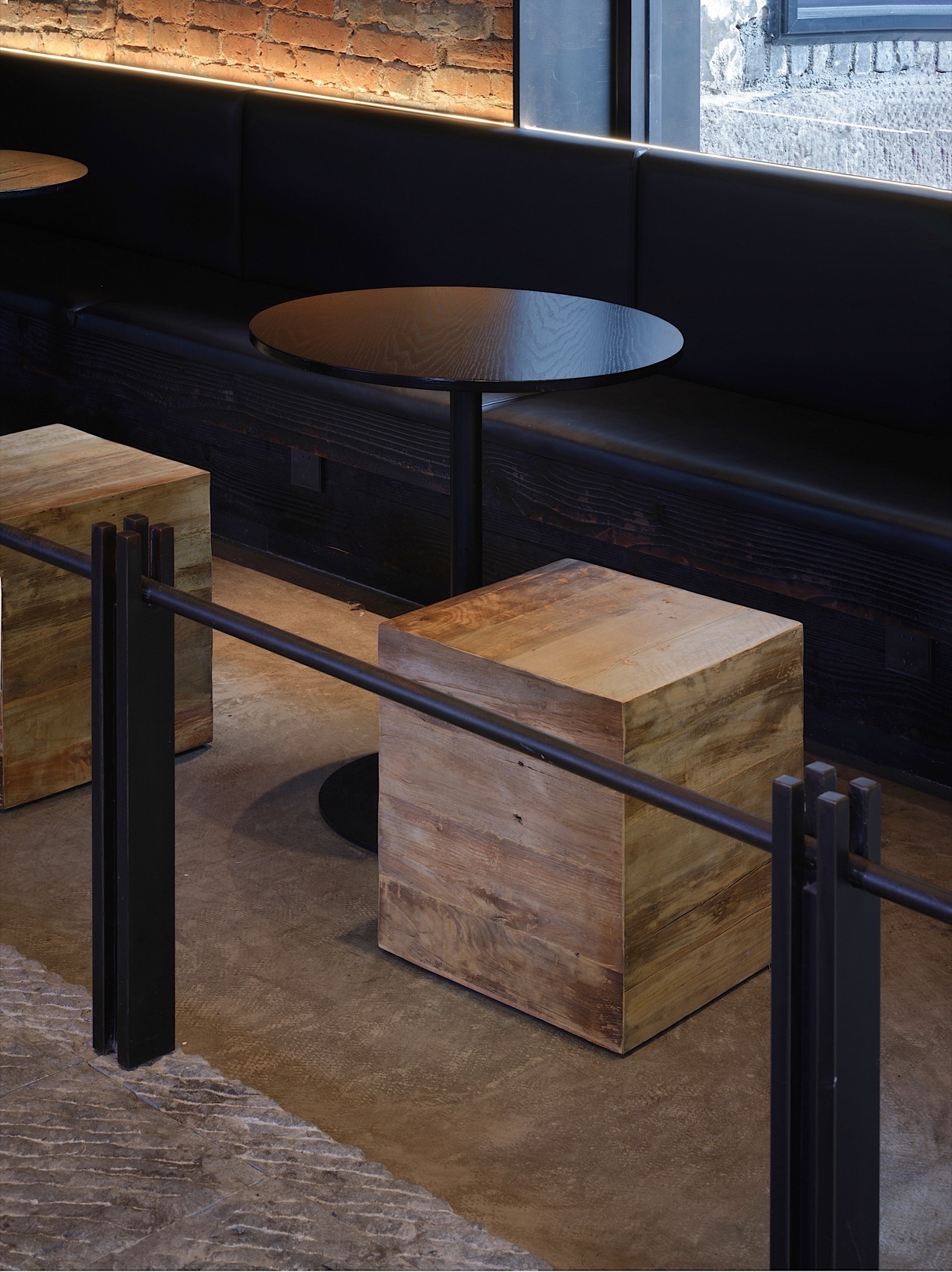 M stand _ Qingdao Silverfish Alley Flagship Store by Balance design - 谷德设计网