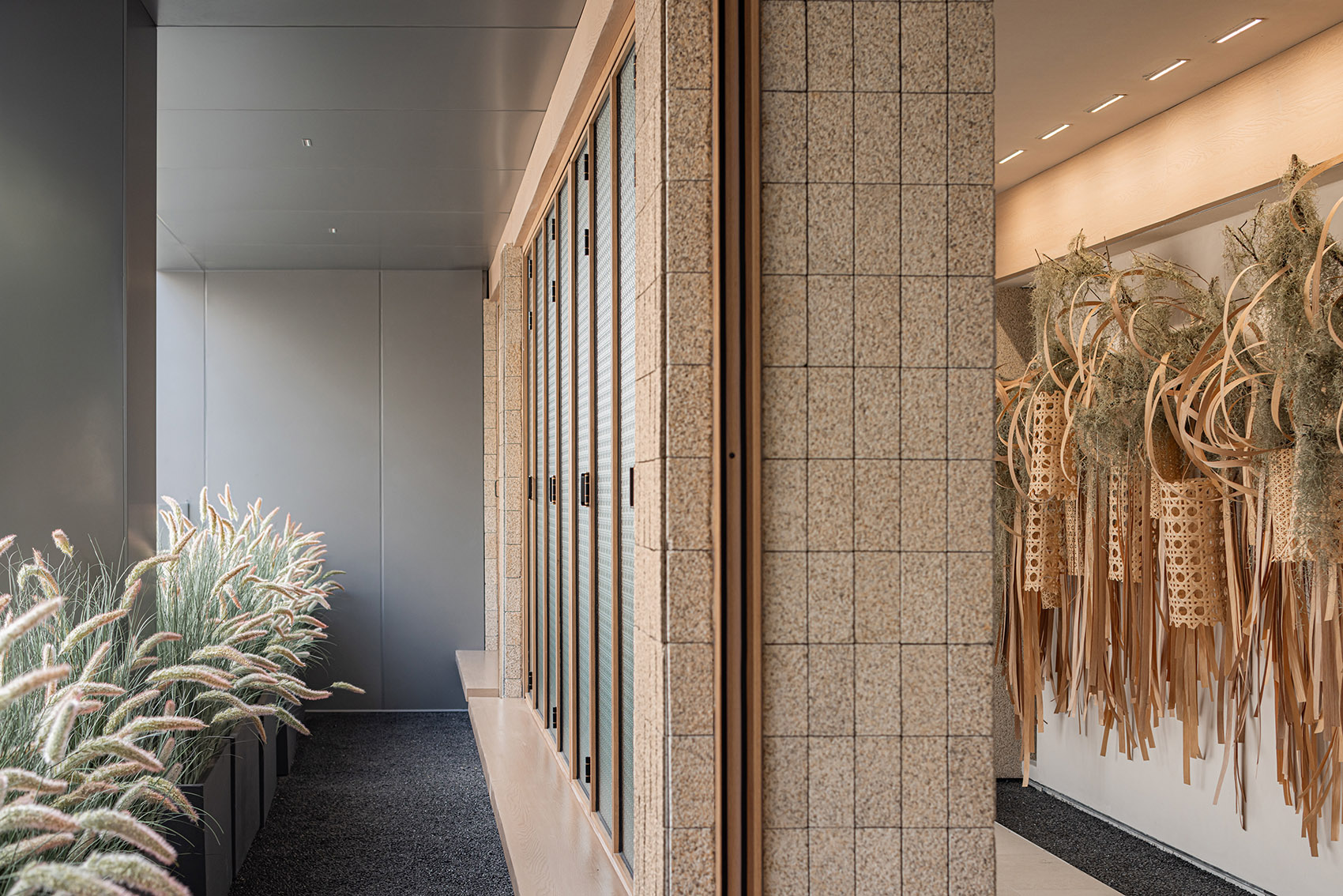 AVIVA Guangzhou art center by Reborn Design - 谷德设计网