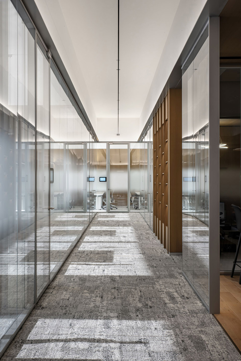 Jiaming Office Business Center, Beijing by MARS Studio - 谷德设计网