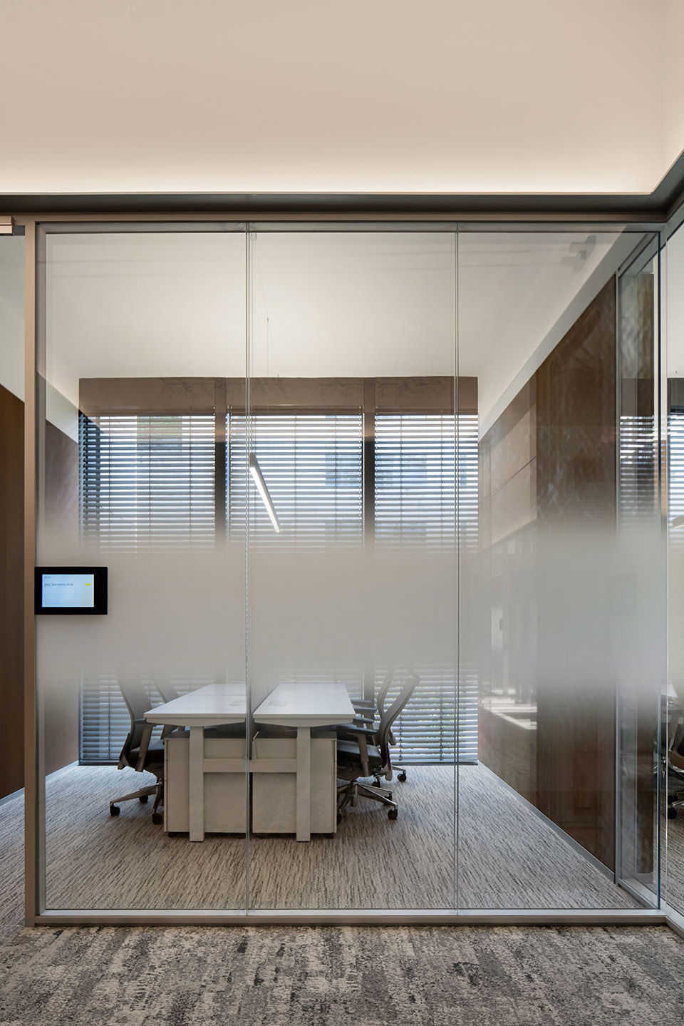 Jiaming Office Business Center, Beijing by MARS Studio - 谷德设计网