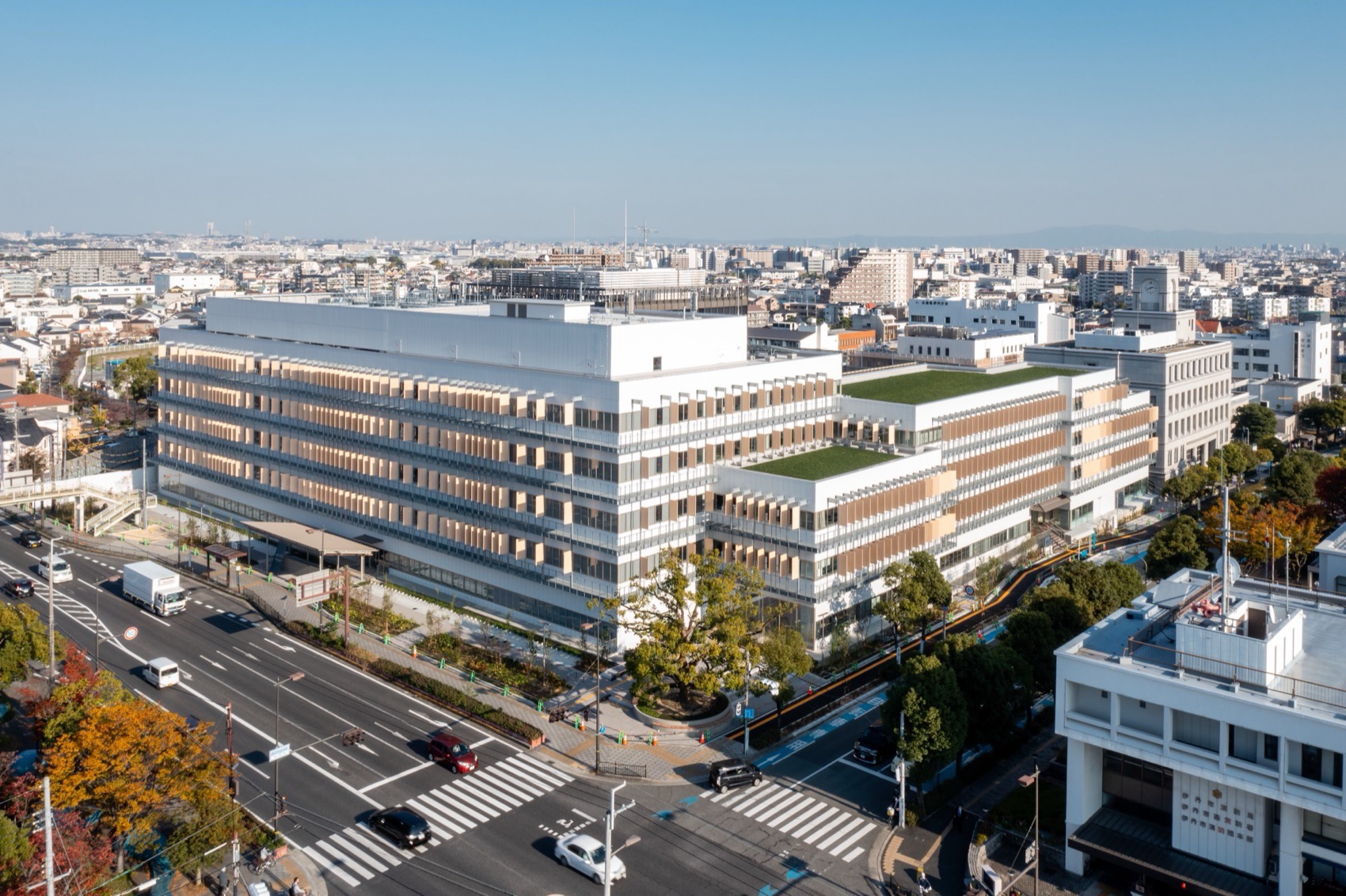 Itami City Hall by Kengo Kuma and Associates - 谷德设计网
