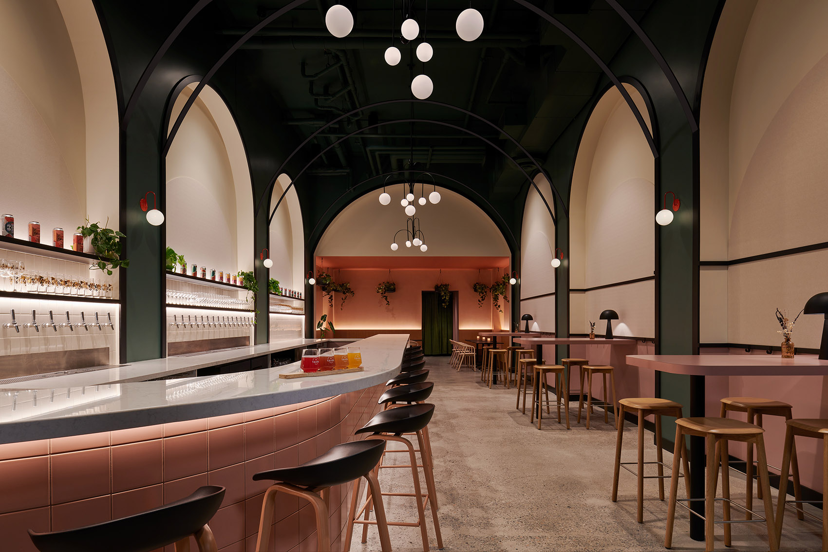 TALEA Beer Co’s Bryant Park Taproom by ALA Studio - 谷德设计网