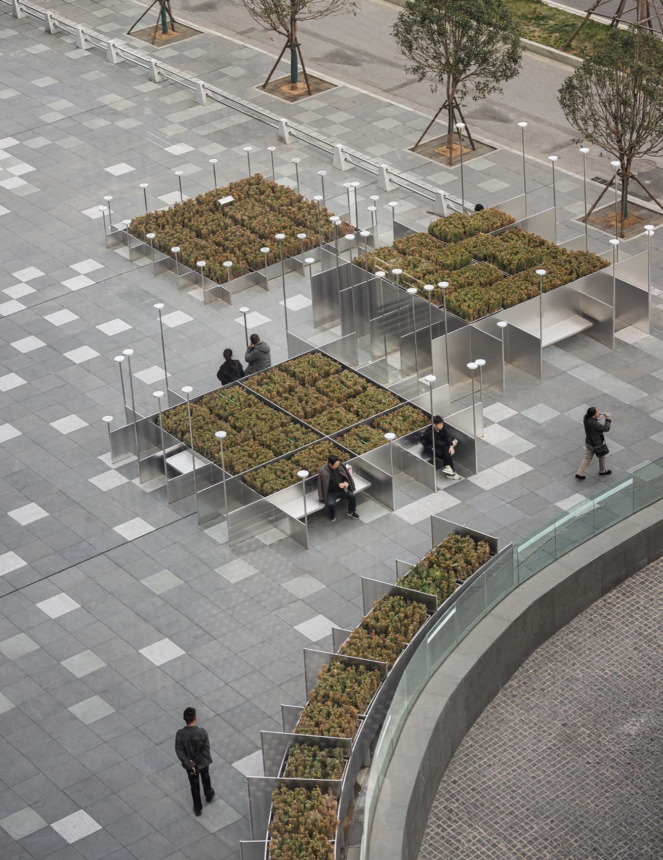 Nanyang Wanyue City Square & Sculptures by One Plus Partnership - 谷德设计网