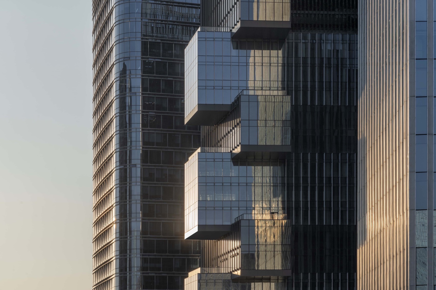 SCT Gulfstream Center by Rocco Design Architects Associates - 谷德设计网