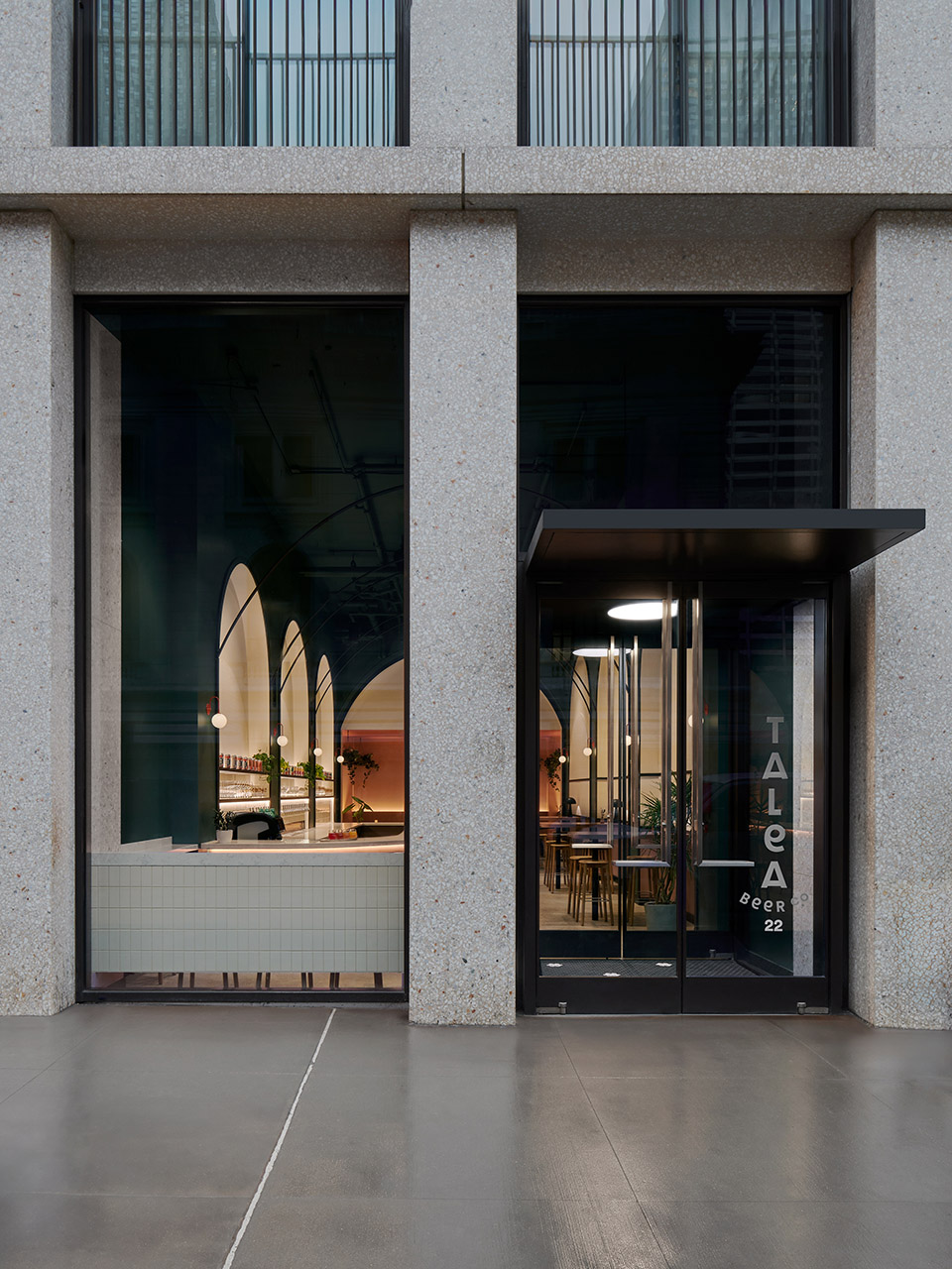 TALEA Beer Co’s Bryant Park Taproom by ALA Studio - 谷德设计网