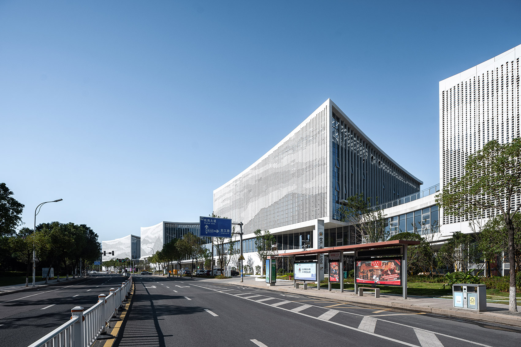 Wenzhou High-tech Cultural Square by TJAD - 谷德设计网