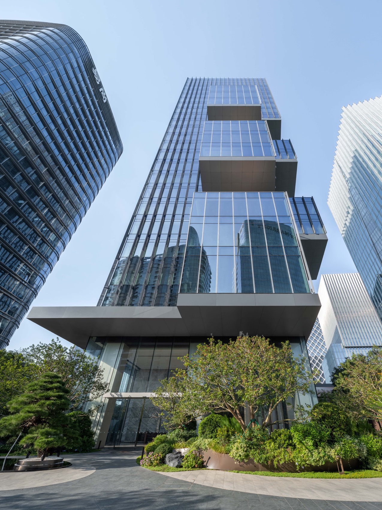 SCT Gulfstream Center by Rocco Design Architects Associates - 谷德设计网