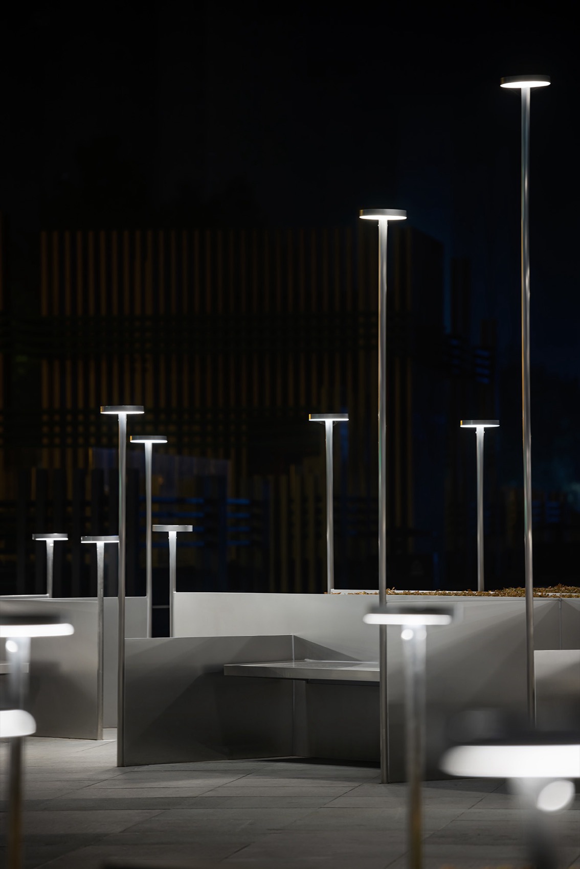 Nanyang Wanyue City Square & Sculptures by One Plus Partnership - 谷德设计网