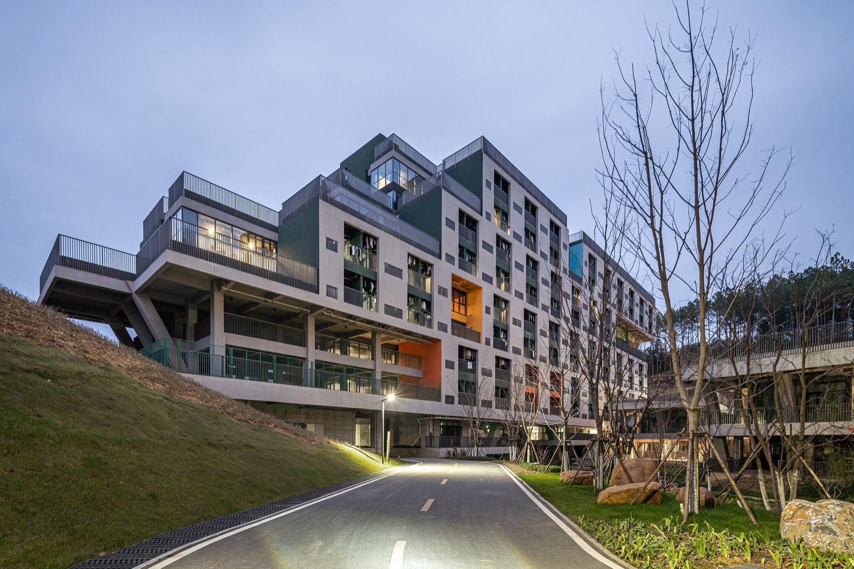 Valley student apartment of Jingdezhen Vocational University of Art by ...