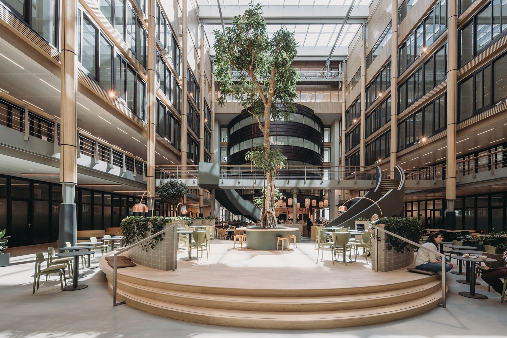 EDGE Stadium by Atelier PRO architects - 谷德设计网