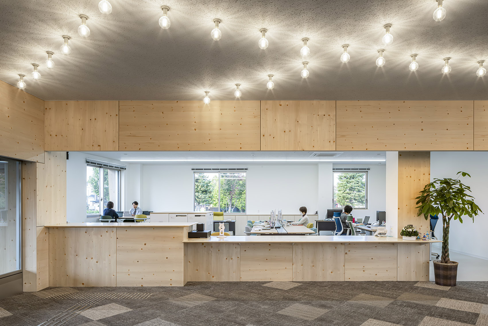 Higashikawa Town Community Plaza “SORAIRO” by Kengo Kuma and Associates ...