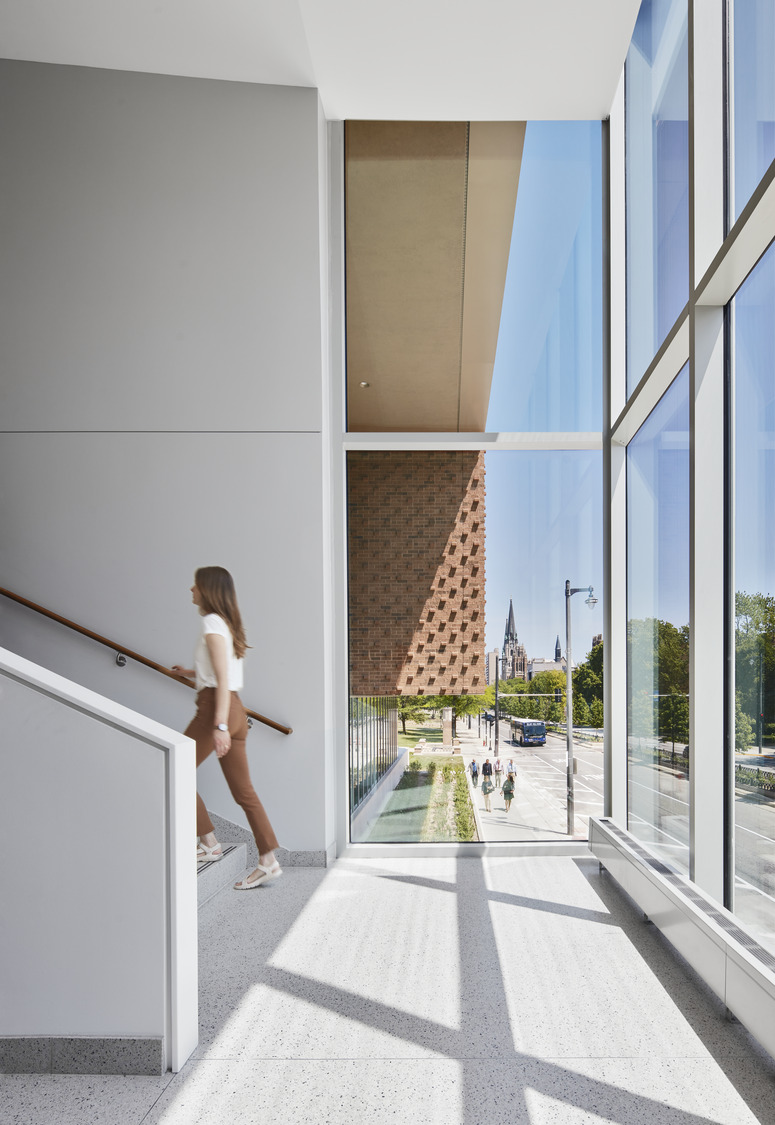 O’Brien Hall College of Business Administration by BNIM Workshop ...