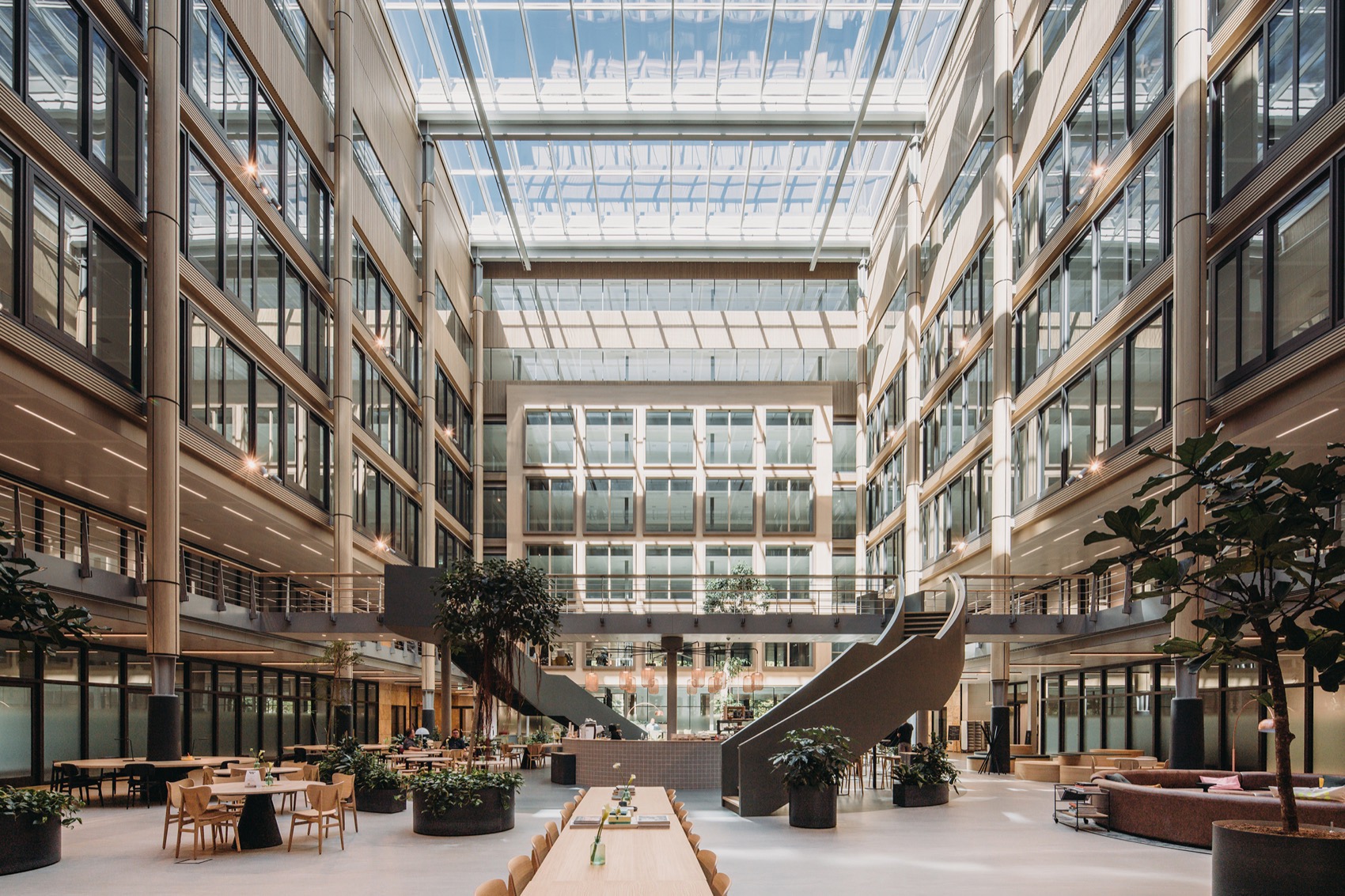 EDGE Stadium by Atelier PRO architects - 谷德设计网