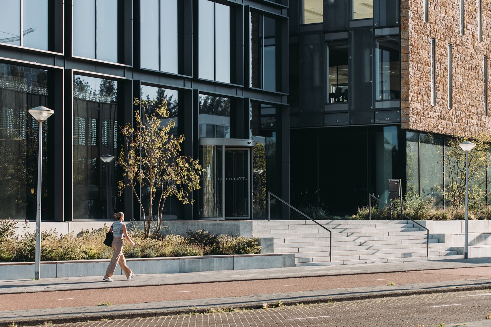 EDGE Stadium by Atelier PRO architects - 谷德设计网