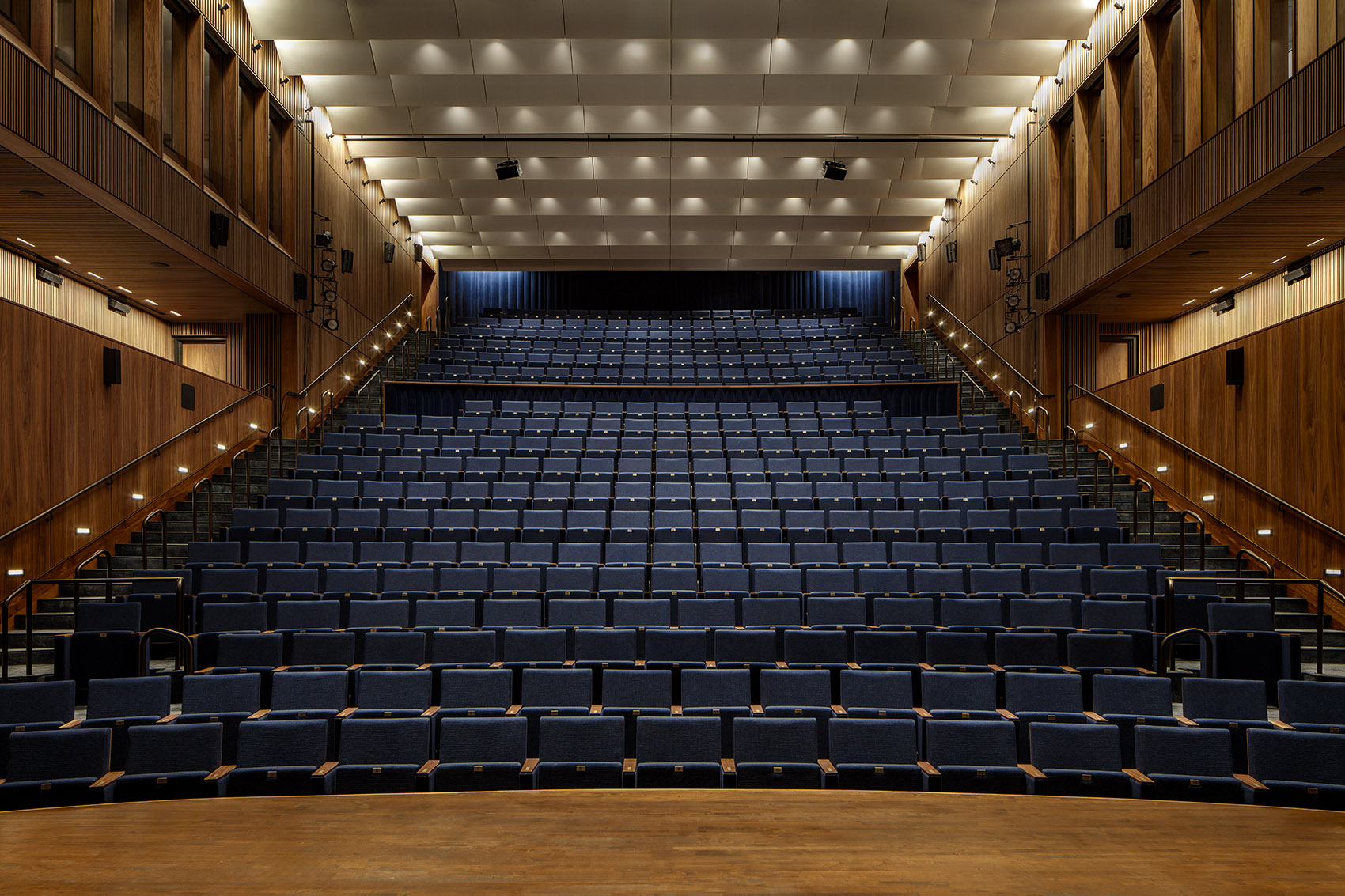 The Johns Hopkins University Bloomberg Center by Rockwell Group - 谷德设计网