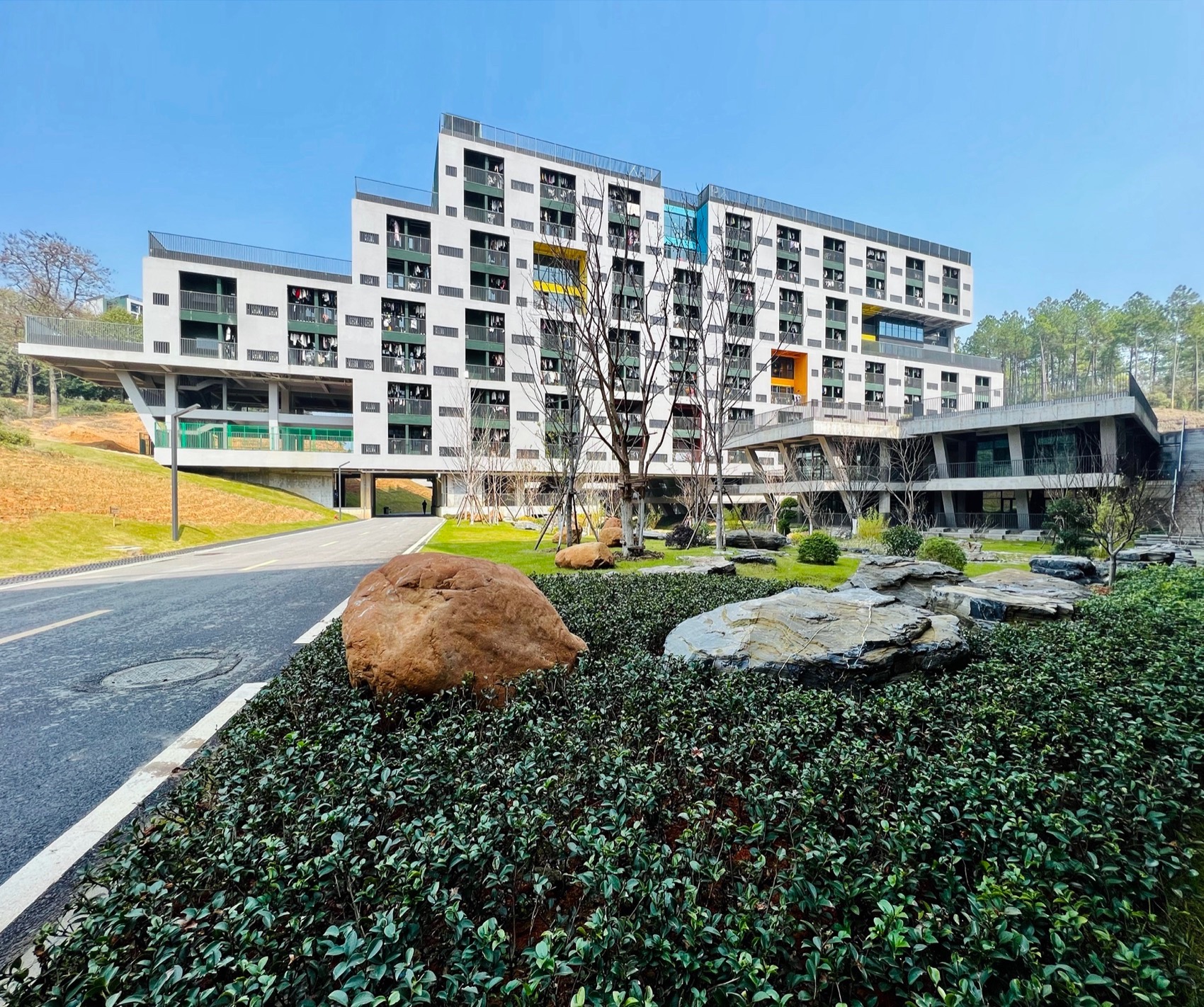 Valley student apartment of Jingdezhen Vocational University of Art by ...