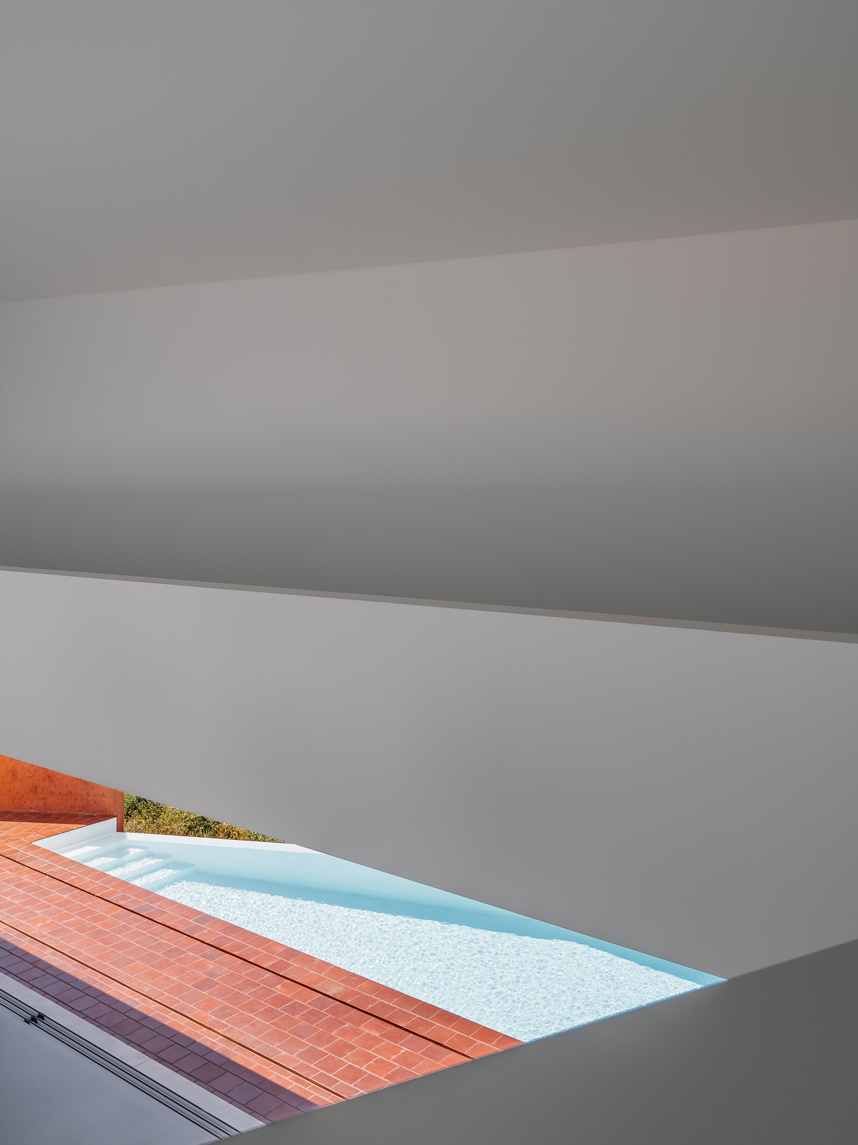 Valley House by Volume Architecture Lisbon Studio - 谷德设计网