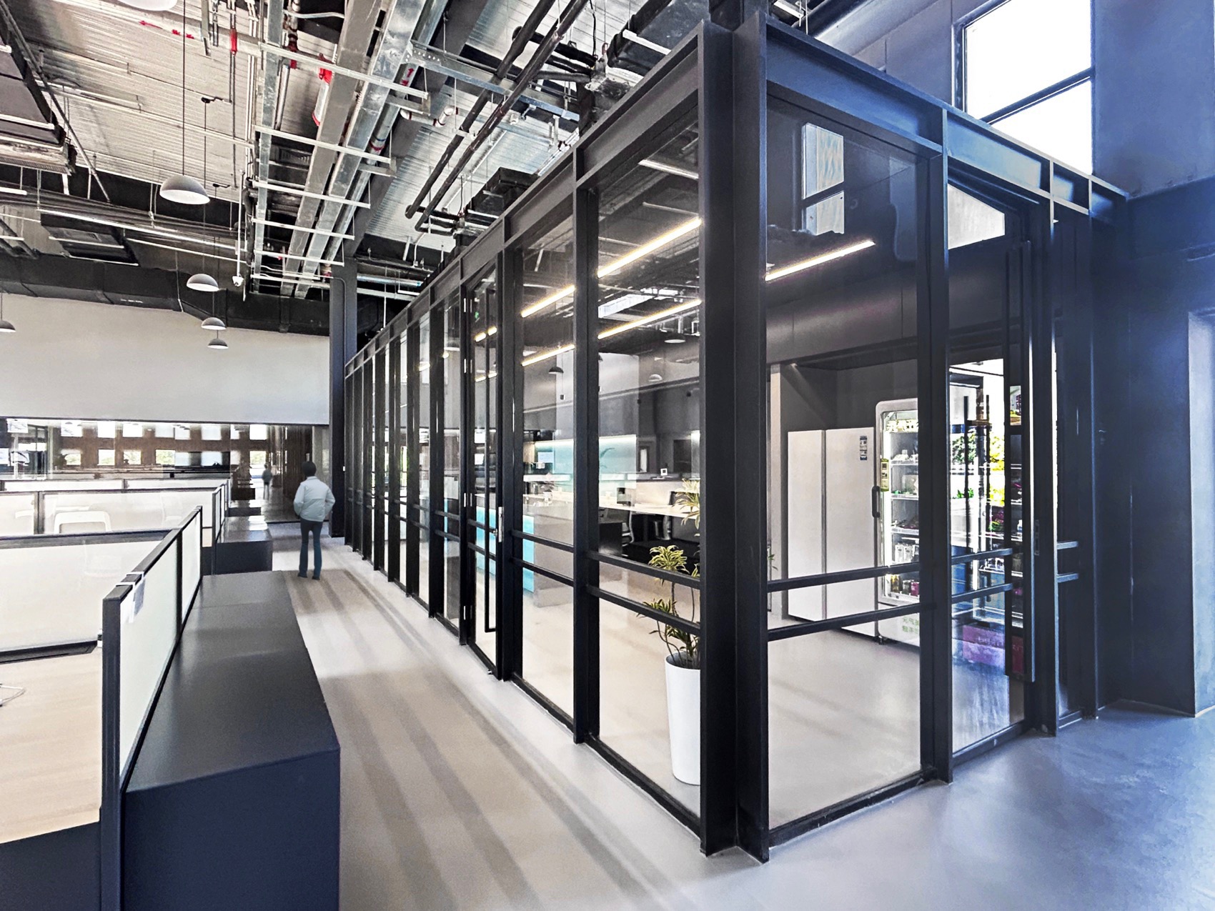 Synaptic Medical Cardiac Electrophysiology Factory by way design - 谷德设计网