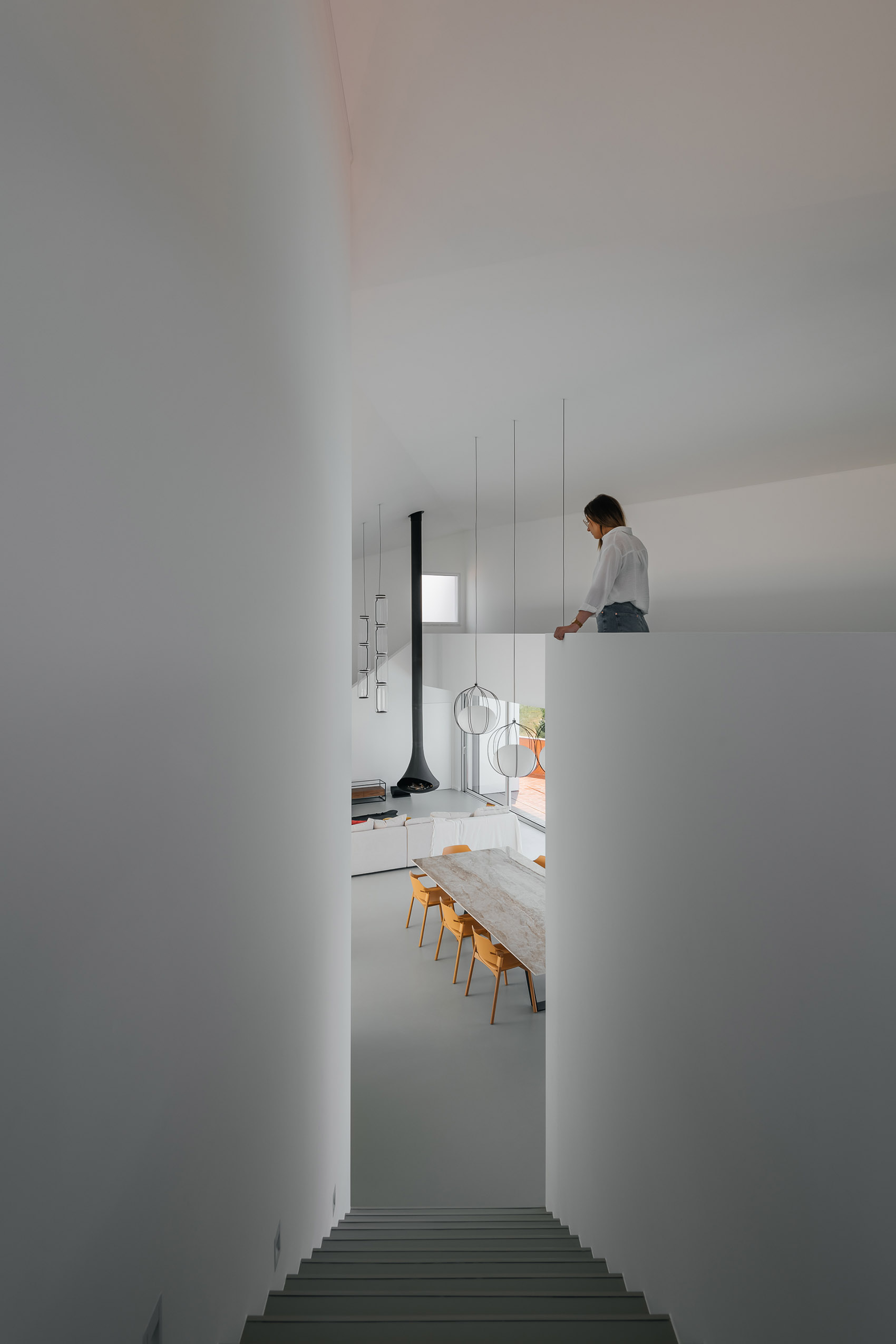 Valley House by Volume Architecture Lisbon Studio - 谷德设计网