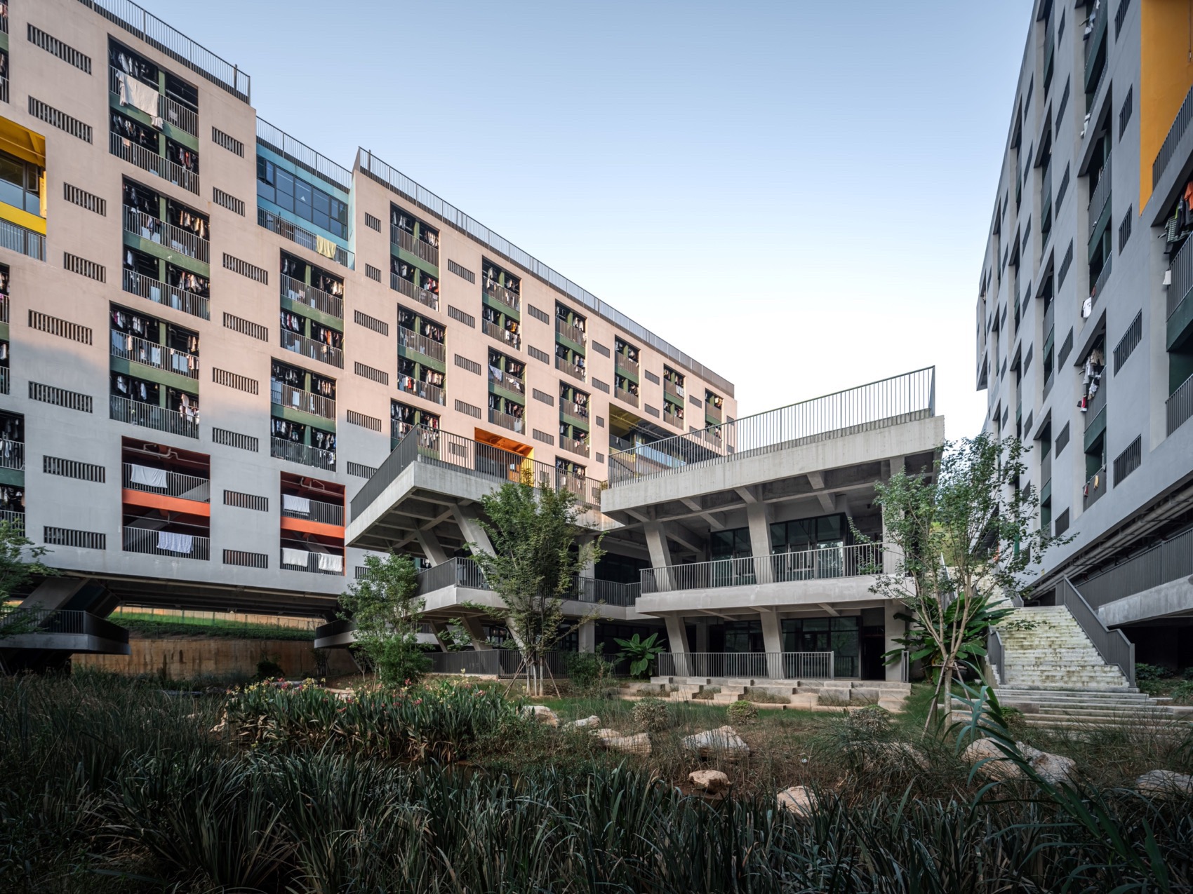 Valley student apartment of Jingdezhen Vocational University of Art by ...