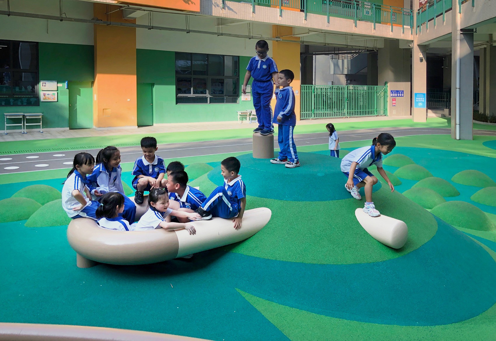 Hyde Primary School Landscape Design by 11ARCHITECTURE - 谷德设计网