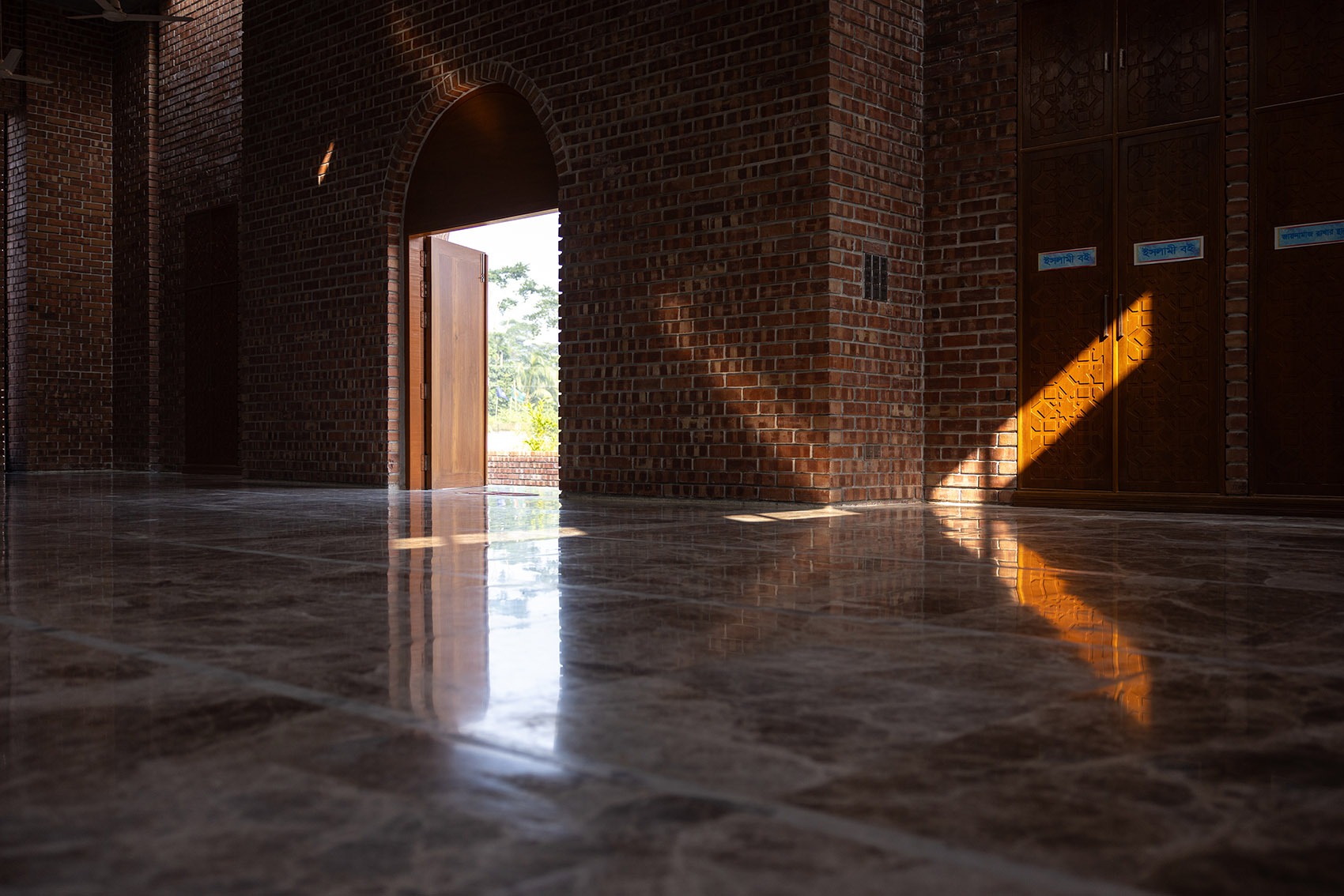 Bait Ur Raiyan Mosque by CUBEINSIDE - 谷德设计网