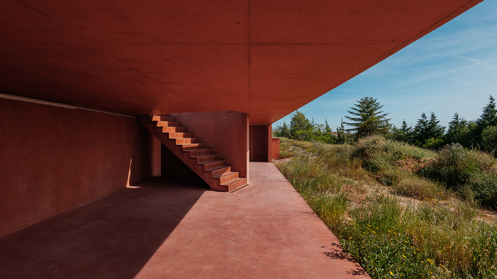 Valley House by Volume Architecture Lisbon Studio - 谷德设计网