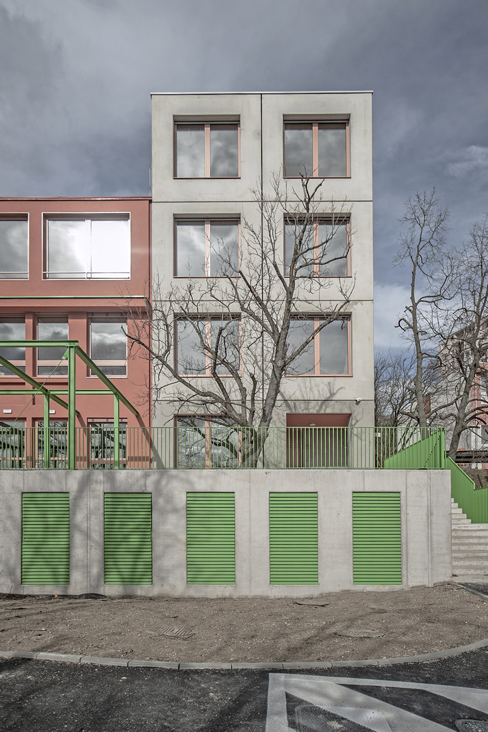CADROVA-AOCR by Michal Vršanský architekt - 谷德设计网
