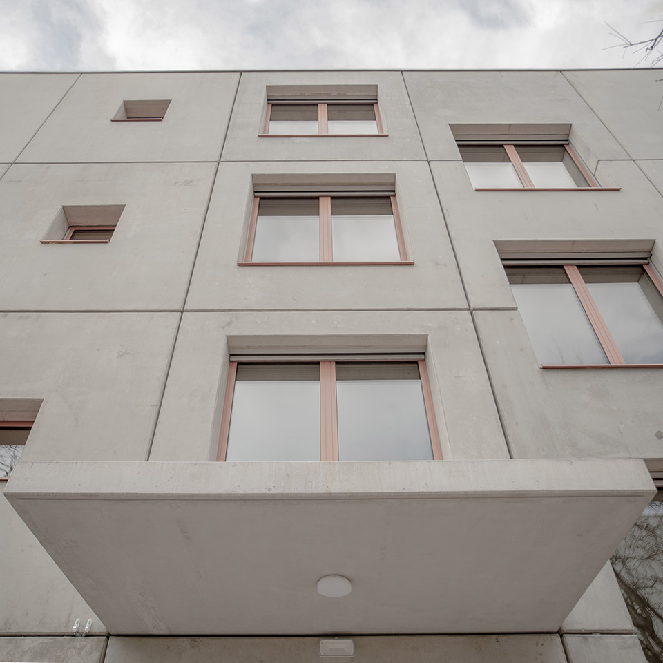 CADROVA-AOCR by Michal Vršanský architekt - 谷德设计网