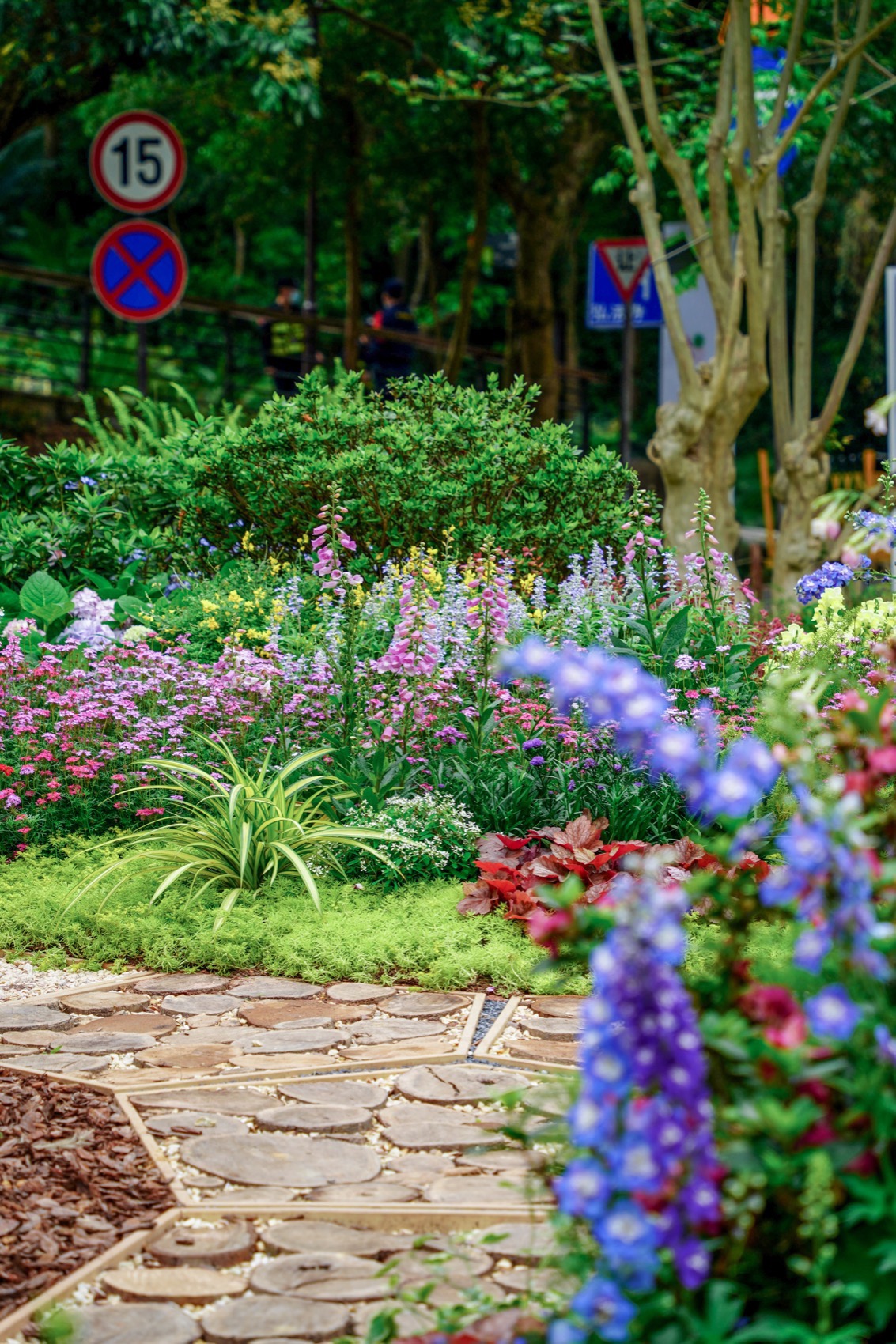 Interactive Audio-Visual Garden, Shenzhen by School of Architecture ...