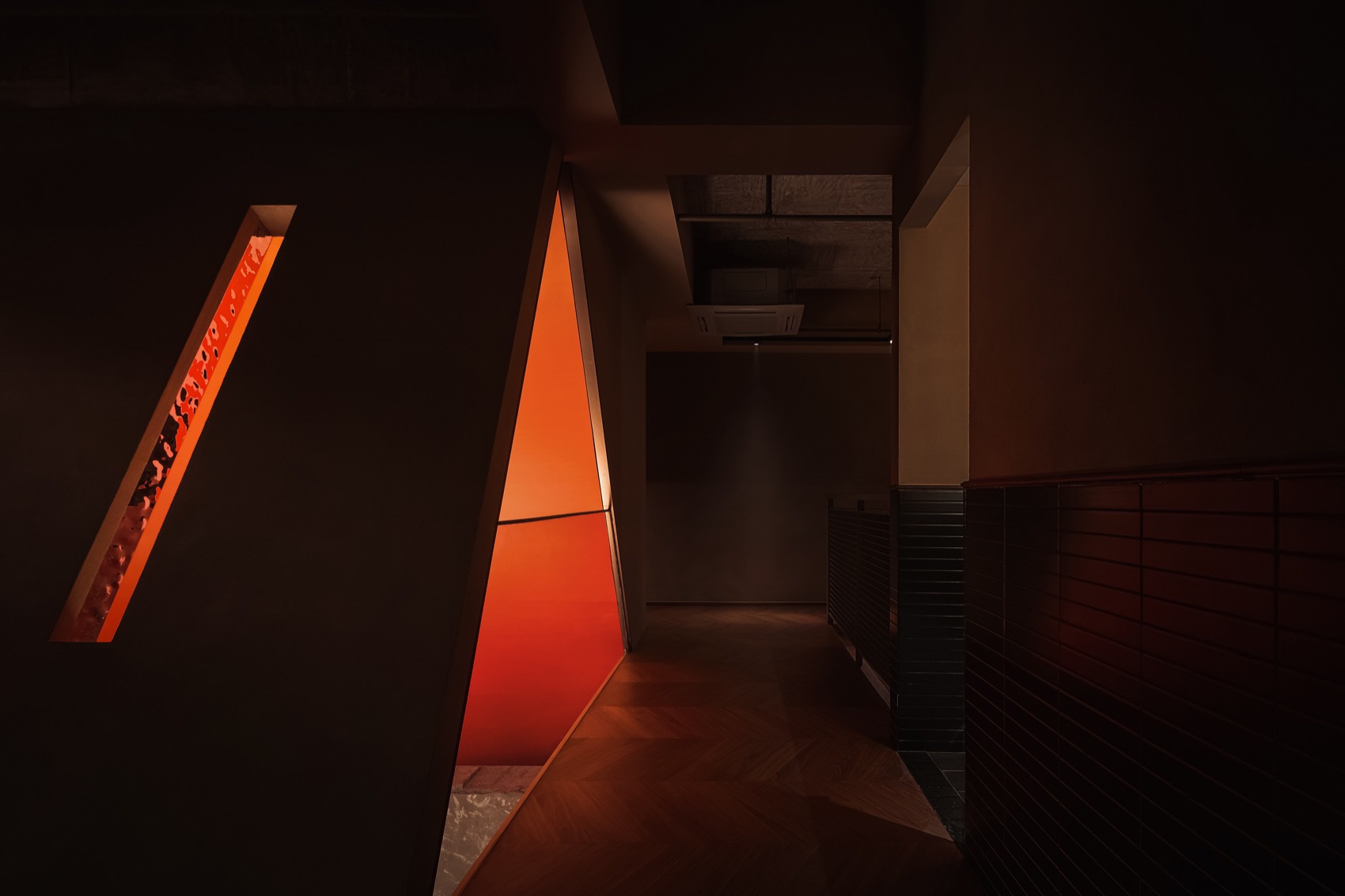 Farvahar Lounge by Yue-Design Space Design Studio - 谷德设计网