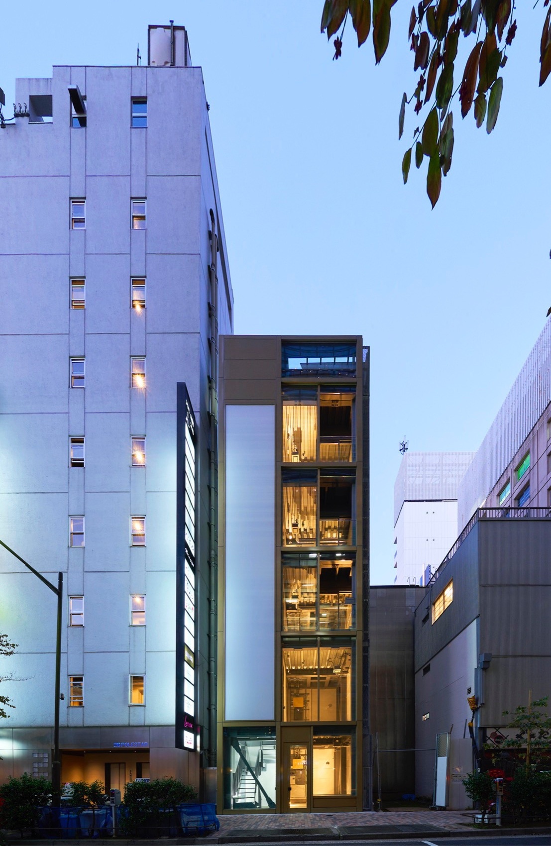 Ginza Extra Small Building by KEY OPERATION INC. / ARCHITECTS - 谷德设计网