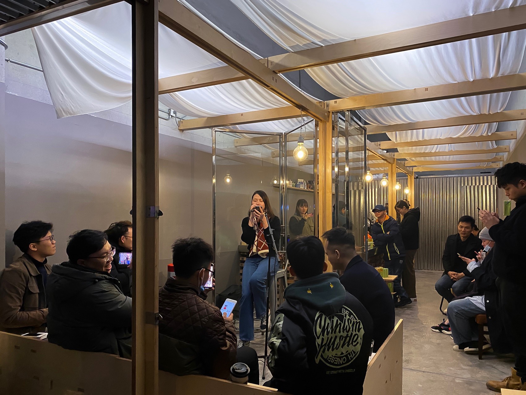 Community Coffee, China by NEMEArchitects - 谷德设计网