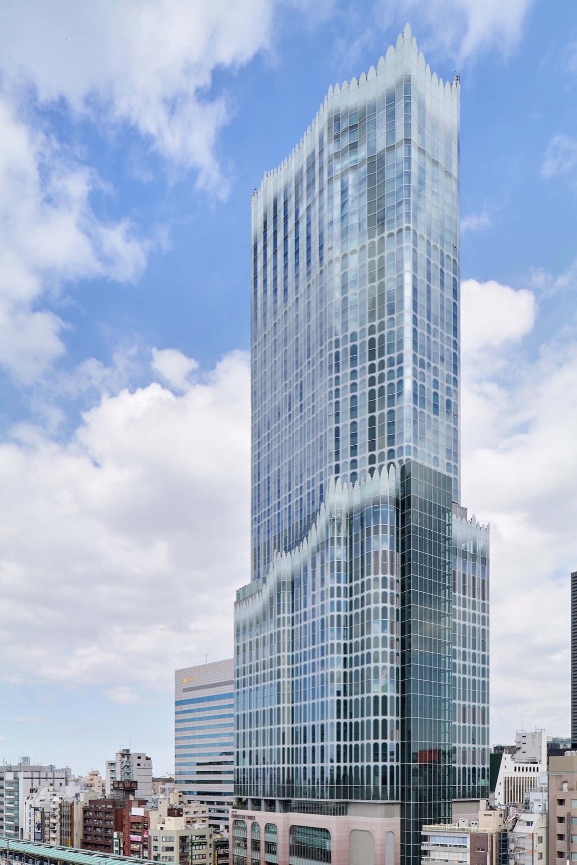 TOKYU KABUKICHO TOWER by Yuko Nagayama & Associates - 谷德设计网