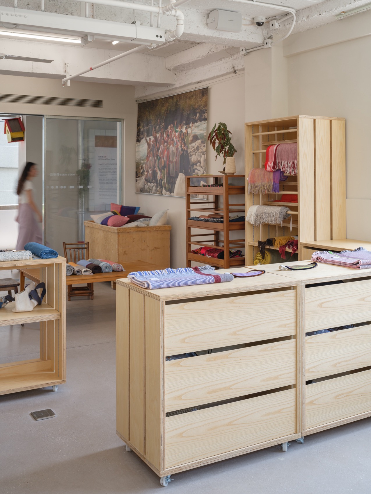 coffea SHED Columbia Circle Store by kooo architects - 谷德设计网