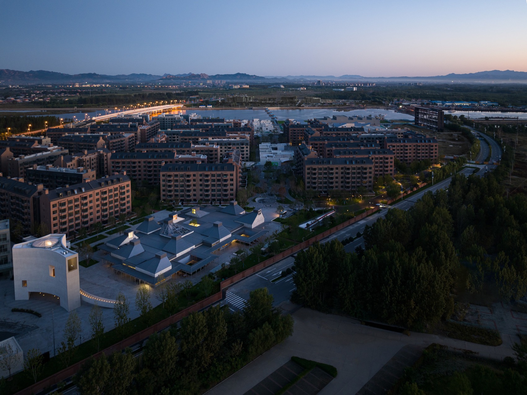 Marketplace of North Coast Aranya, Changli, Qinhuangdao by Atelier Z+ ...