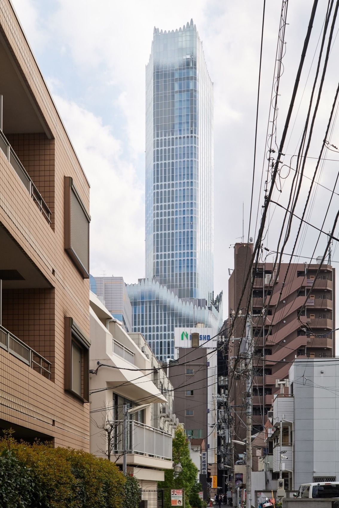 TOKYU KABUKICHO TOWER by Yuko Nagayama & Associates - 谷德设计网