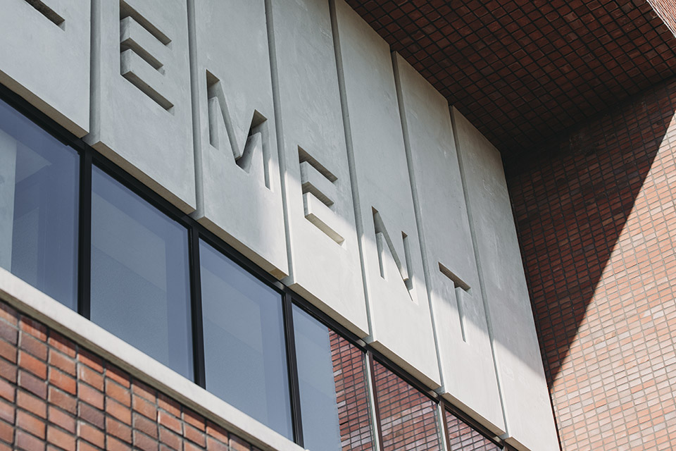 The new school building for Het Element by De Zwarte Hond - 谷德设计网