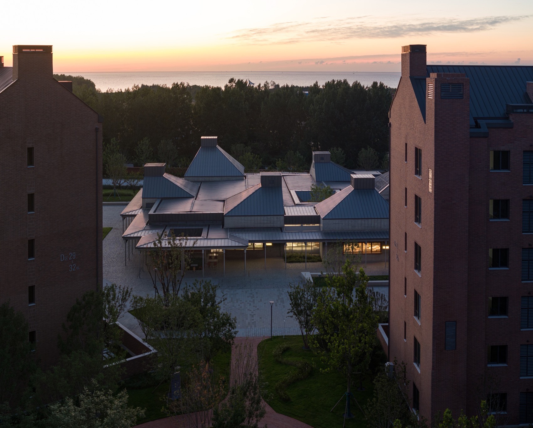 Marketplace of North Coast Aranya, Changli, Qinhuangdao by Atelier Z+ ...