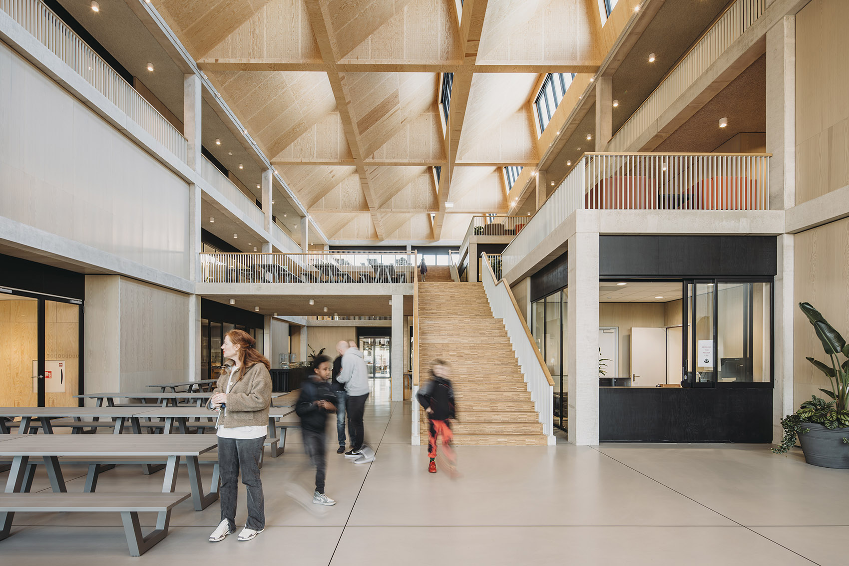 The new school building for Het Element by De Zwarte Hond - 谷德设计网