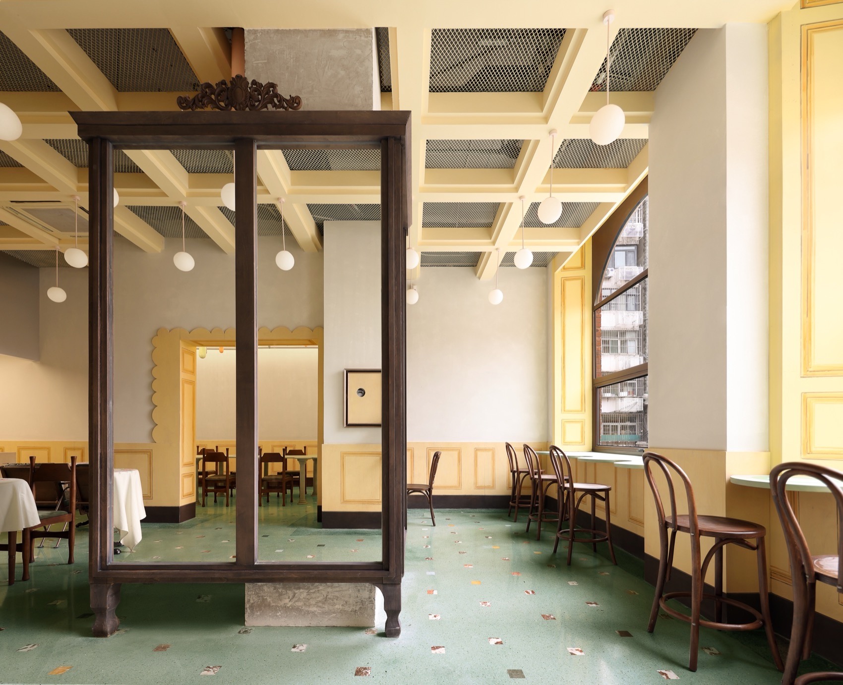 Bitter Sweetie Dessert Shop by All Design Studio - 谷德设计网