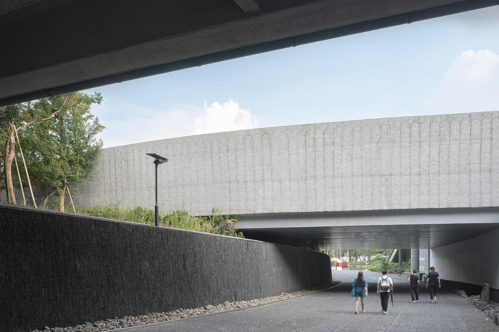 Valley Village shopping mall by Archi-Tectonics - 谷德设计网
