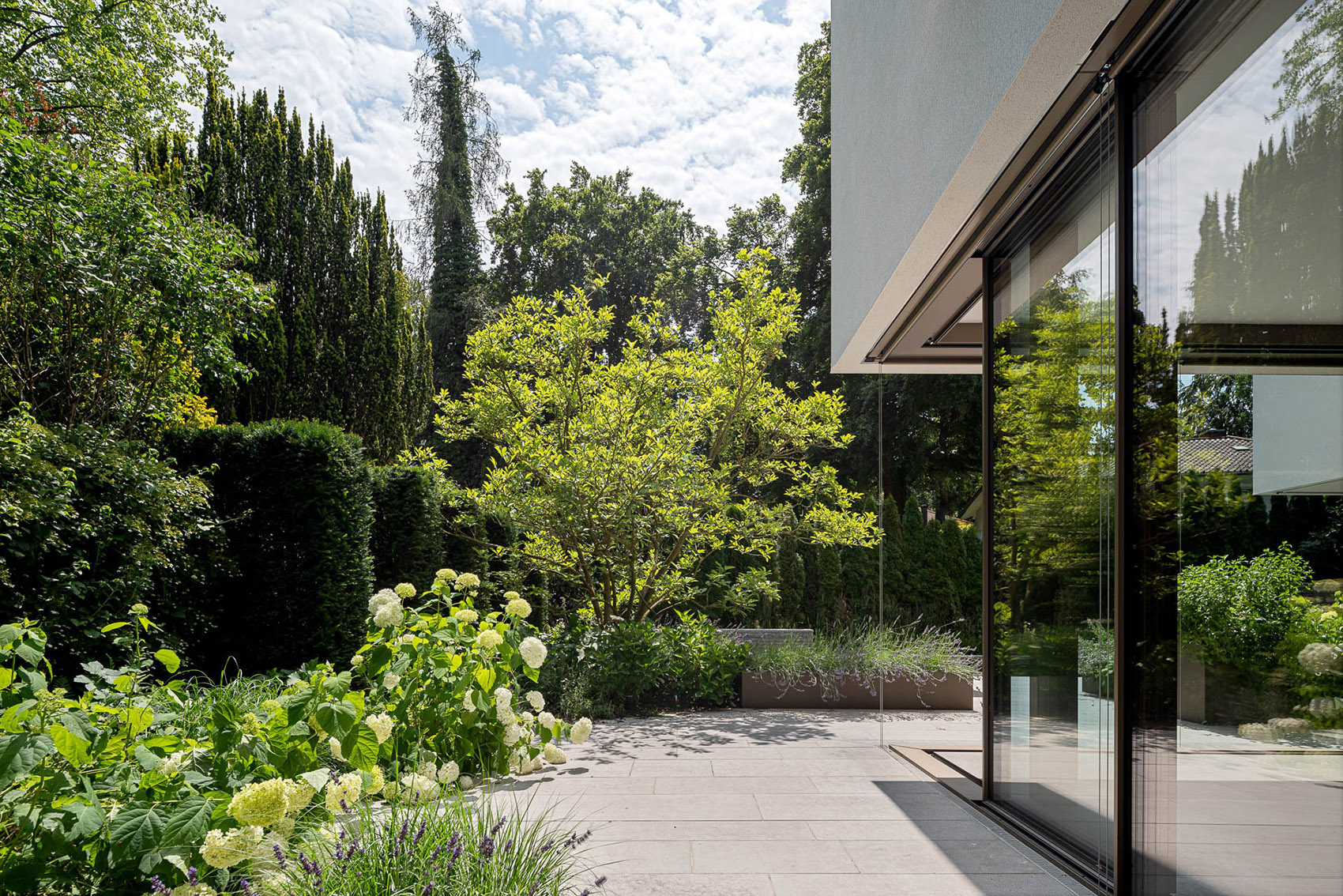 House LW27 by Stephan Maria Lang Architects - 谷德设计网